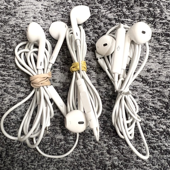 Apple | Headphones | Apple Earpods Microphone Lightning Connector ...